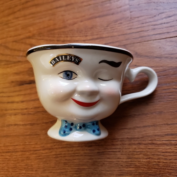 Baileys | Dining | Baileys Irish Cream Vintage 996 Limited Ed Yum ...